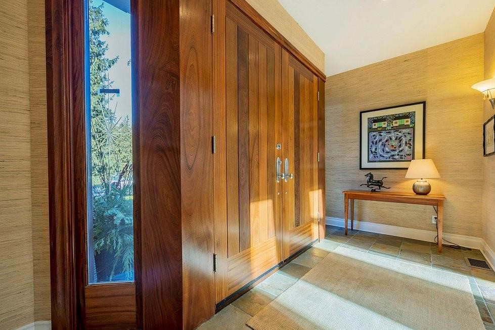 Home Of The Week: 306 Waterstone Place | London Inc Magazine