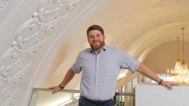 SellWell: Simplifying The Seller's Journey